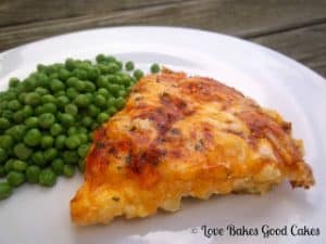 EASY Mac and Cheese - Love Bakes Good Cakes