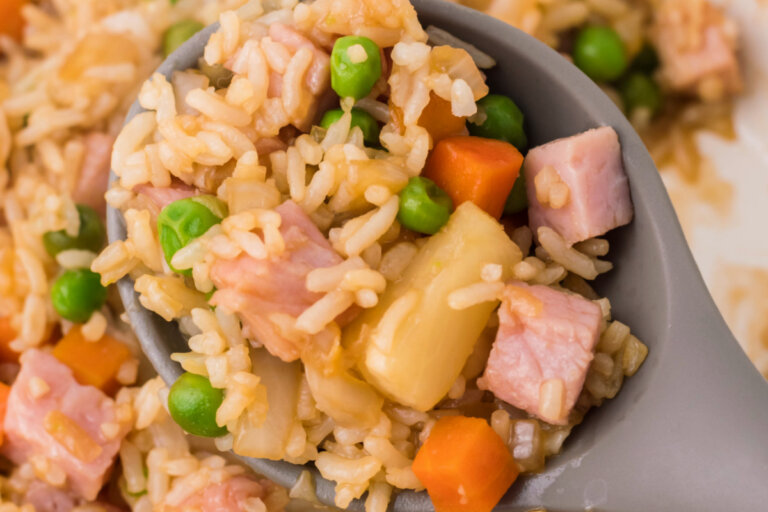 Ham and Pineapple Fried Rice - Love Bakes Good Cakes