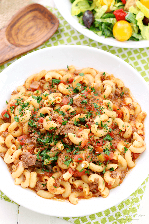 One Pot Goulash - Love Bakes Good Cakes