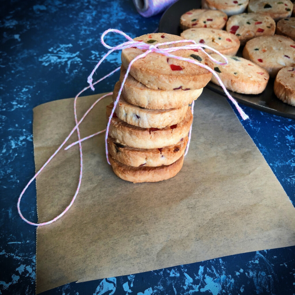 More than 150 Cookie Recipes in time for the holidays! - Love Bakes ...