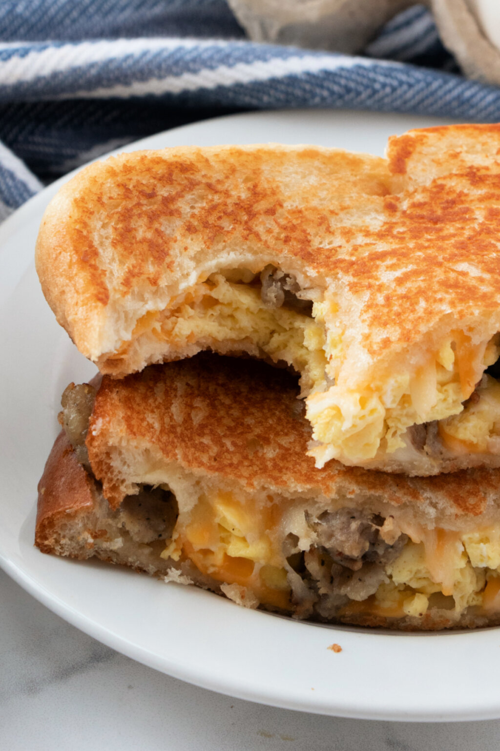 Breakfast Grilled Cheese - Love Bakes Good Cakes