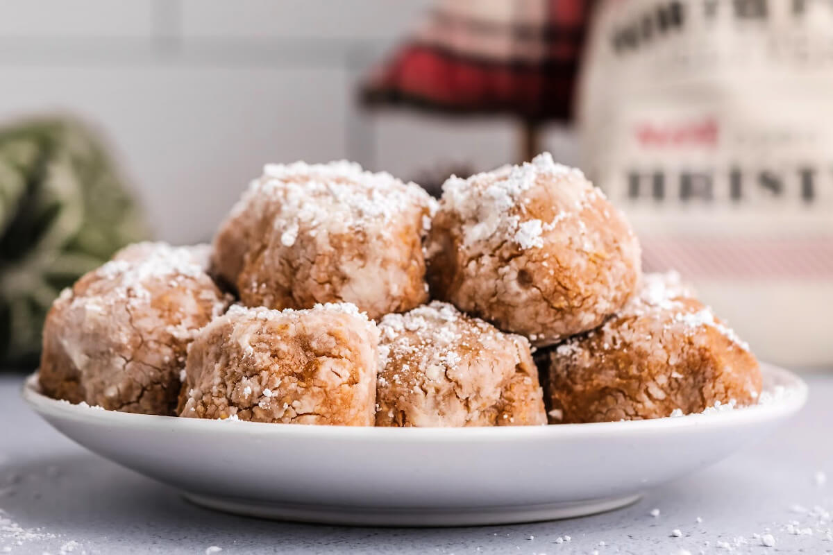 No Bake Peanut Butter Snowballs - Love Bakes Good Cakes