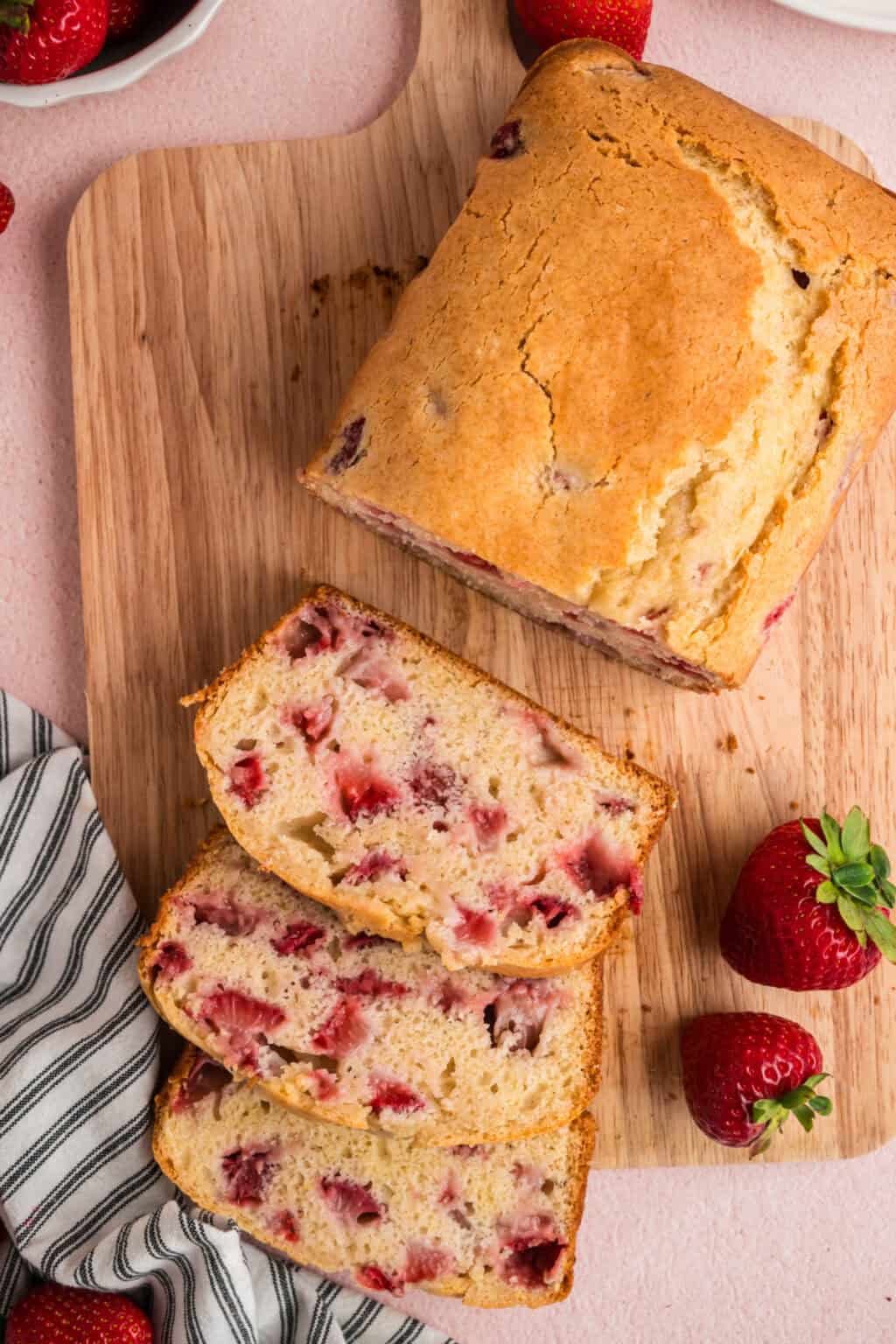 Strawberry Bread - Love Bakes Good Cakes