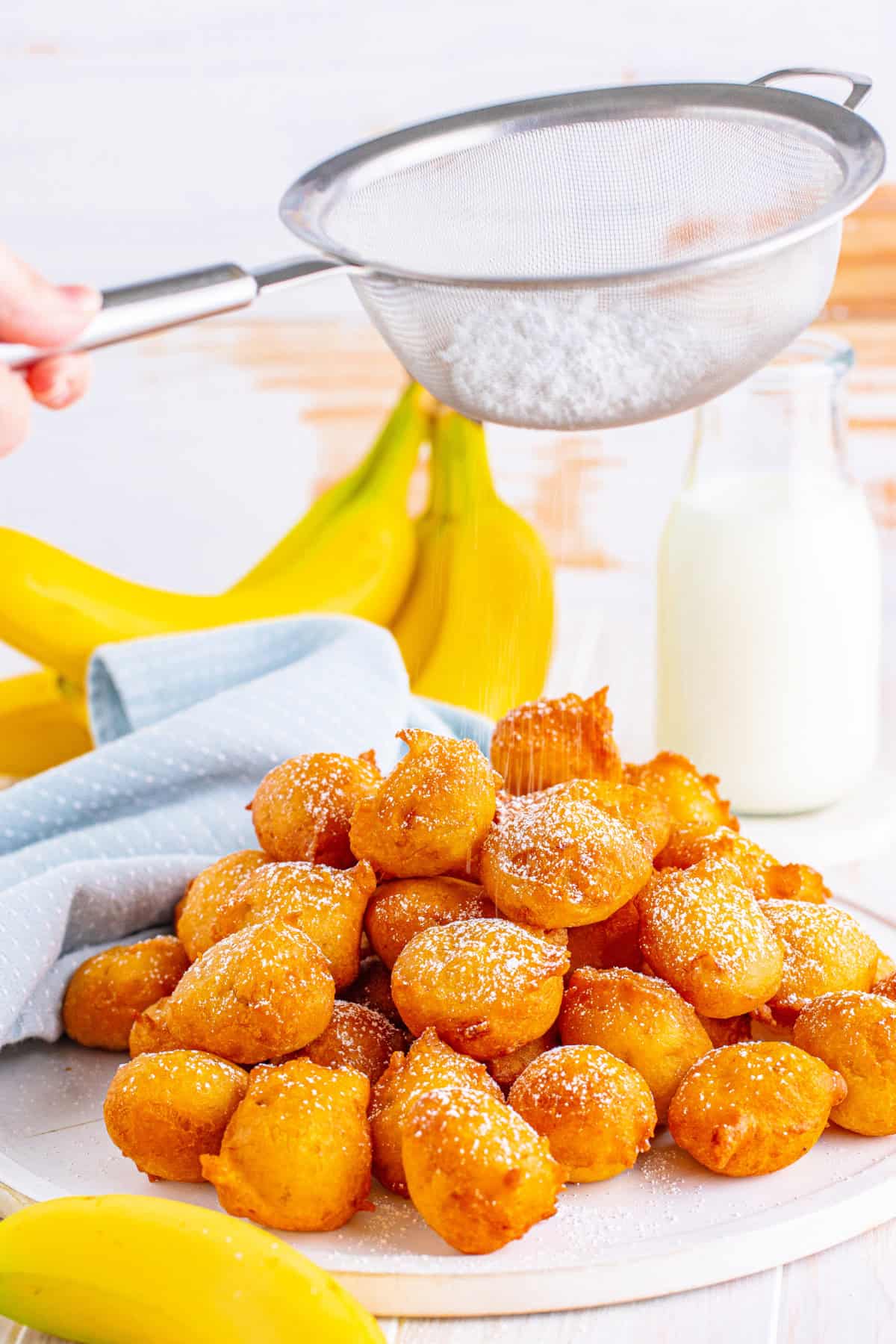 Banana Fritters - Love Bakes Good Cakes