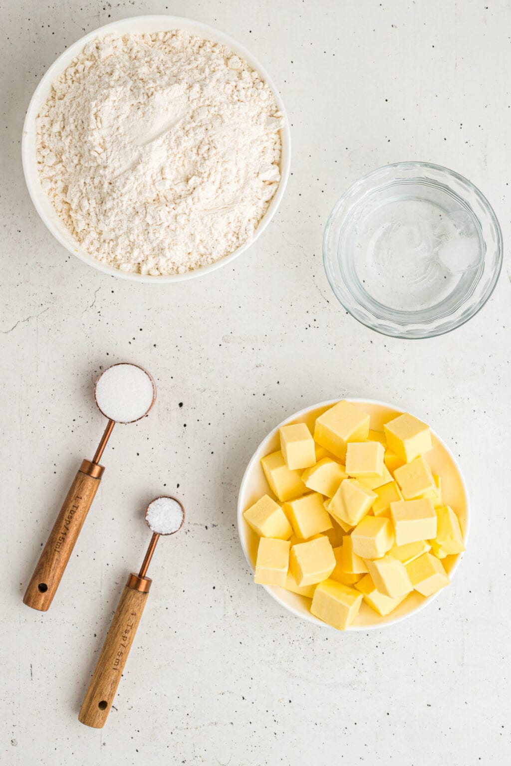 Butter Pie Crust - Love Bakes Good Cakes
