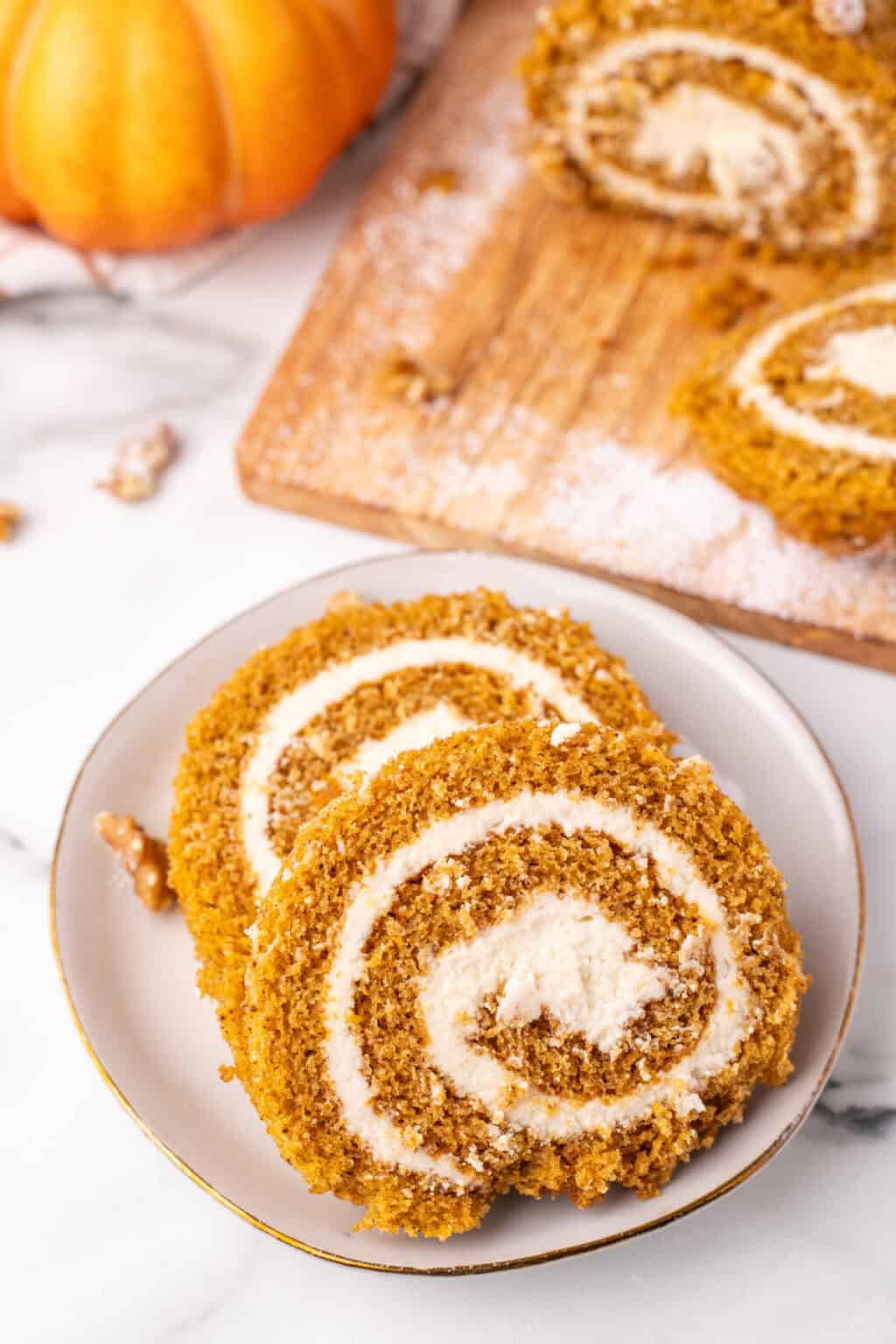 Libby's Pumpkin Roll - Love Bakes Good Cakes
