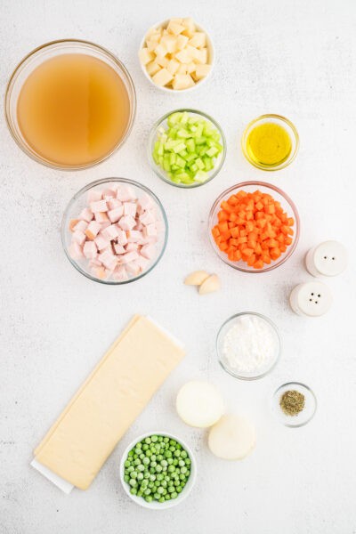 Puff Pastry Turkey Pot Pie - Love Bakes Good Cakes