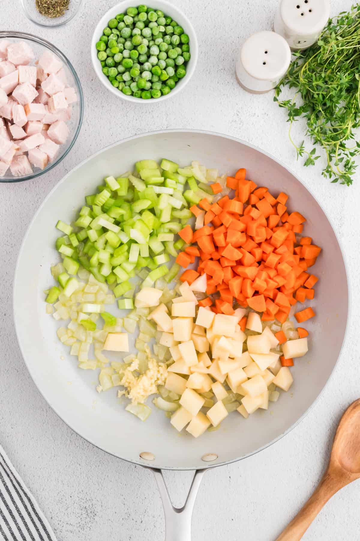 Puff Pastry Turkey Pot Pie - Love Bakes Good Cakes