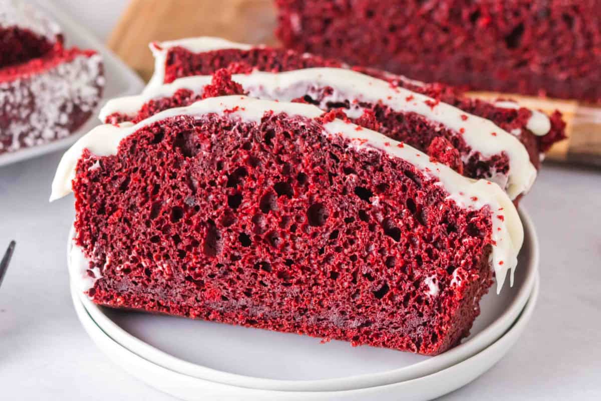 Red Velvet Loaf - Love Bakes Good Cakes